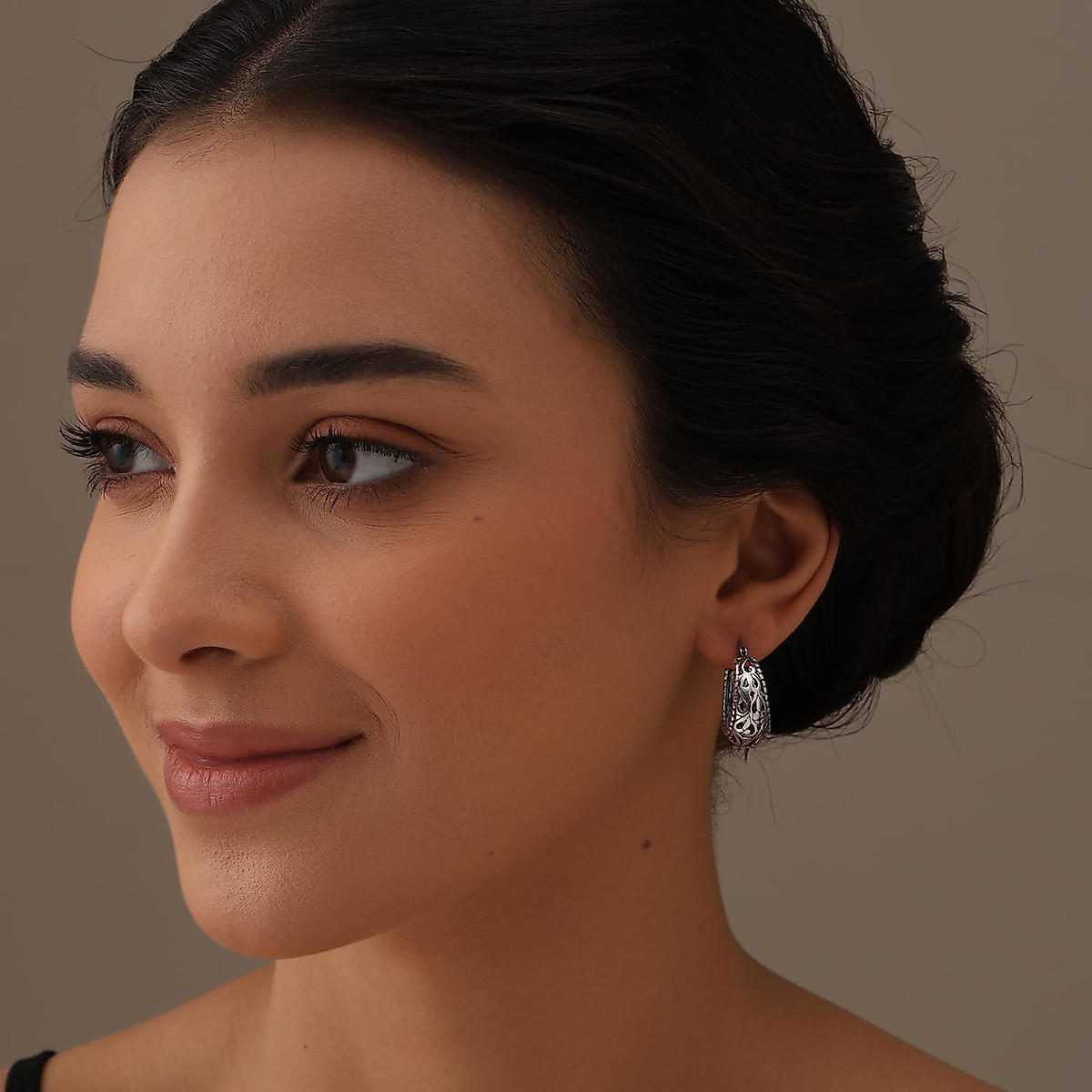 LeCalla Sterling Silver Earrings Filigree Hoops | Lightweight Italian 925 Silver Hoop Earrings Small Oval Antique Oxidized Filigree Design Earring Hoops for Women 25mm