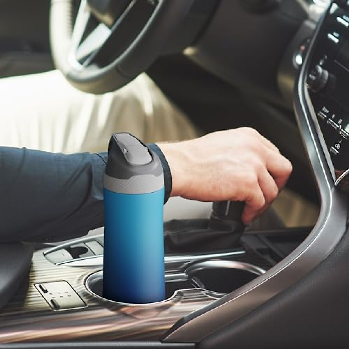 FJ bottle Sports Water Bottles with Straw, 20 oz Double Wall Vacuum Insulated Stainless Steel Bottle Keeps Hot and Cold, With Cleaning Brush, Good for Camping, Travel, Hiking, Ocean Blue