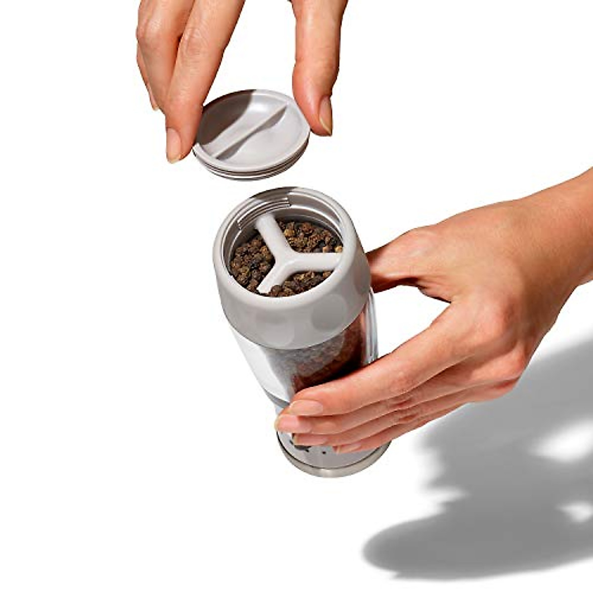 OXO Good Grips Contoured Mess-Free Pepper Grinder