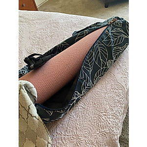 ELENTURE Yoga Mat Bag for Women & Men,Travel Gym Bag for 1/4" 1/3" Thick Exercise Yoga Mat, Full-Zip Yoga Mat Carrier Bag for Class workout Bachelorette with Pockets and Adjustable Strap