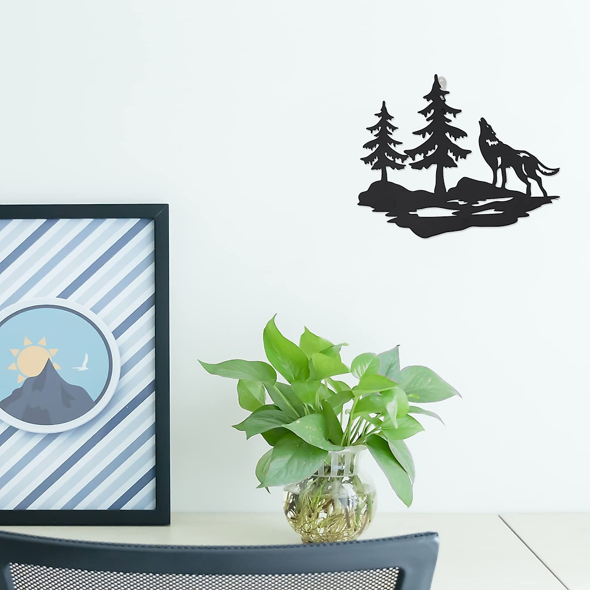 DOITOOL Metal Silhouette Wall Art Wolf in The Tree Christmas Metal Wall Art Hanging Decor for Living Room Garden Bedroom Office Home Wall Housewarming Party