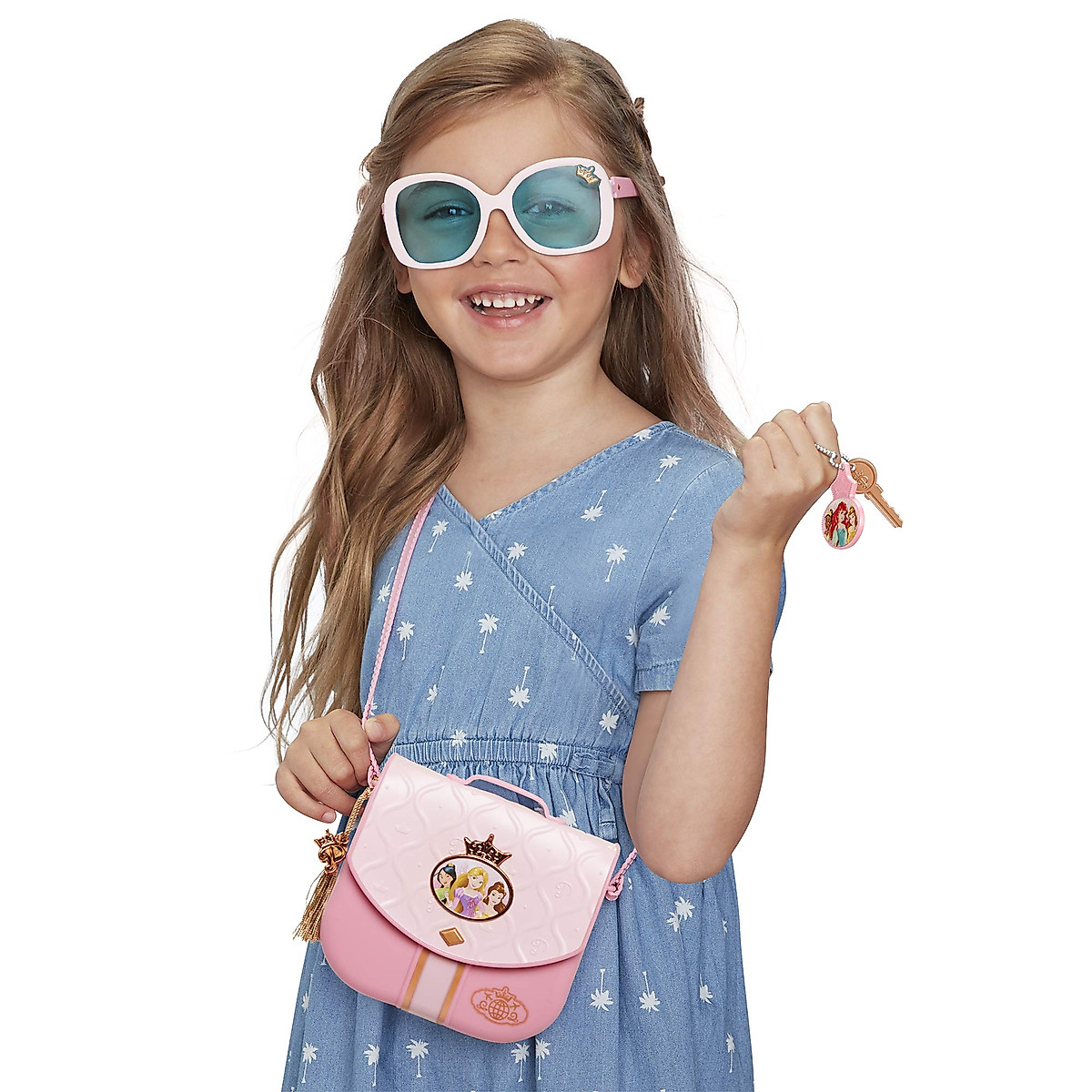 Disney Princess Style Collection World Traveler Purse Set Bag with Strap, Sunglasses, Key with charm, 5 Coins & 8 Paper Bills for Girls Ages 3+