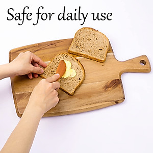 VieWood Acacia Wood Cutting Board with Handle & Hole - Wooden Kitchen Chopping Boards for Meat (Butcher Block) Vegetables and Cheese (17"x10")