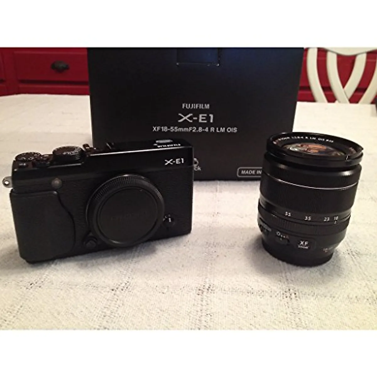 Fujifilm X-E1 16.3 MP Compact System Digital Camera with 2.8-Inch LCD and 18-55mm Lens (Black)