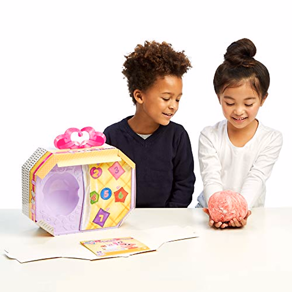 Little Live Pets Scruff-A-Luvs Family | Wash, Dry and Brush to Rescue and Reveal 10 Surprises