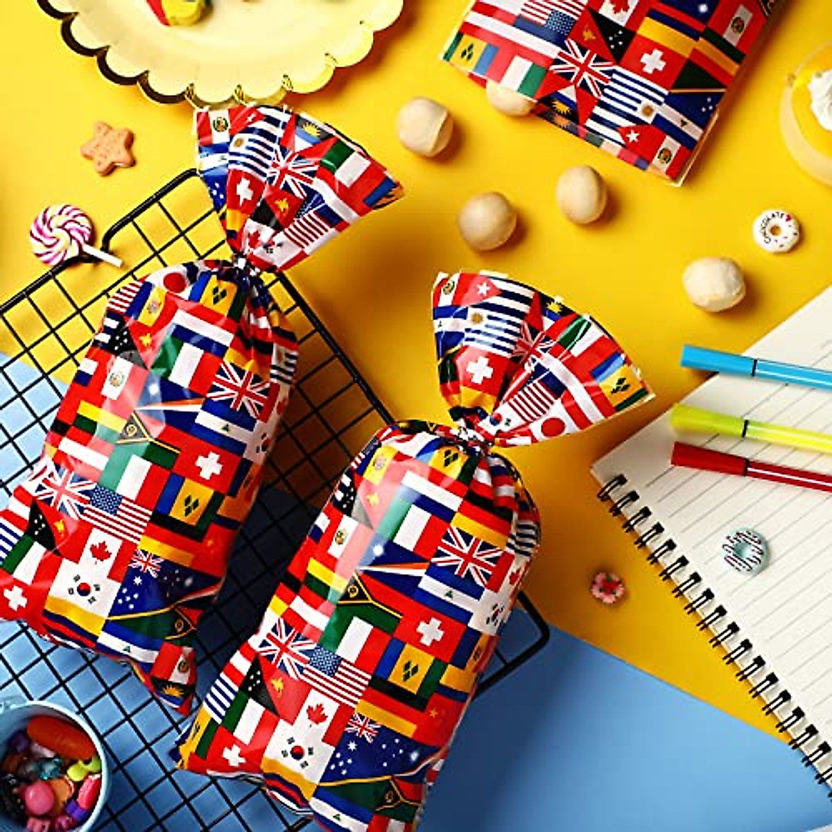 100 Pcs International Flag Candy Party Bags World Country Flags Treat Bags Patriotic Cellophane Bags Travel Goodie Bags for Soccer Sports Beer Festival Events Celebration School Party Decorations