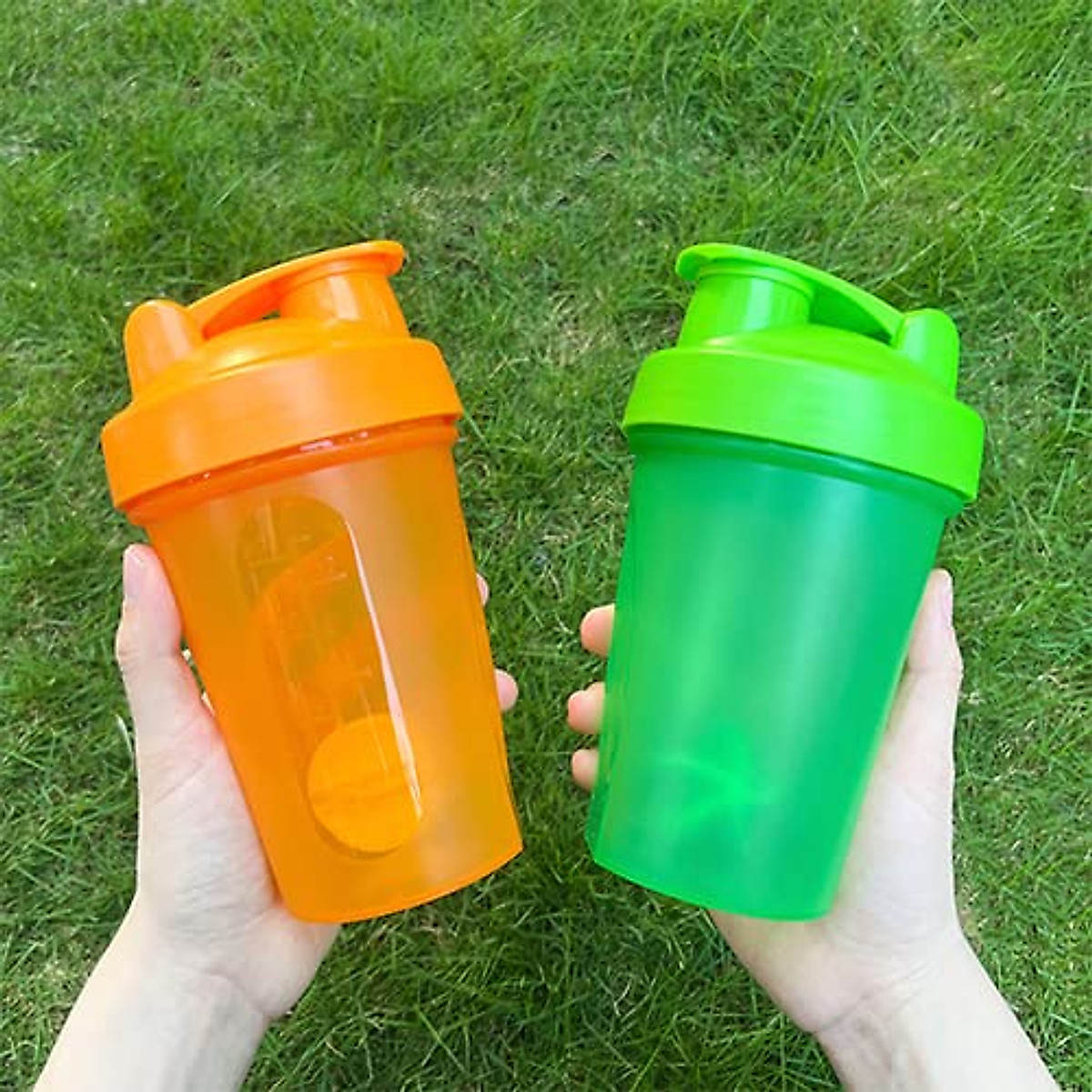 ANNAKIKI Shaker Bottle Protein Shakes and 16-Ounce/400ML Shaker Bottle with Wire Whisk Balls,Free of BPA plastic (Orange+Green(2PCS))