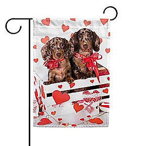 Generic Garden Flag Double Sided Durable Yard Flag,Valentine's Day Dachshund Dog Fade Resistant Seasonal Flags,Suitable for Outdoor Home Lawn Patio Porch Decorative,12x18 Inch