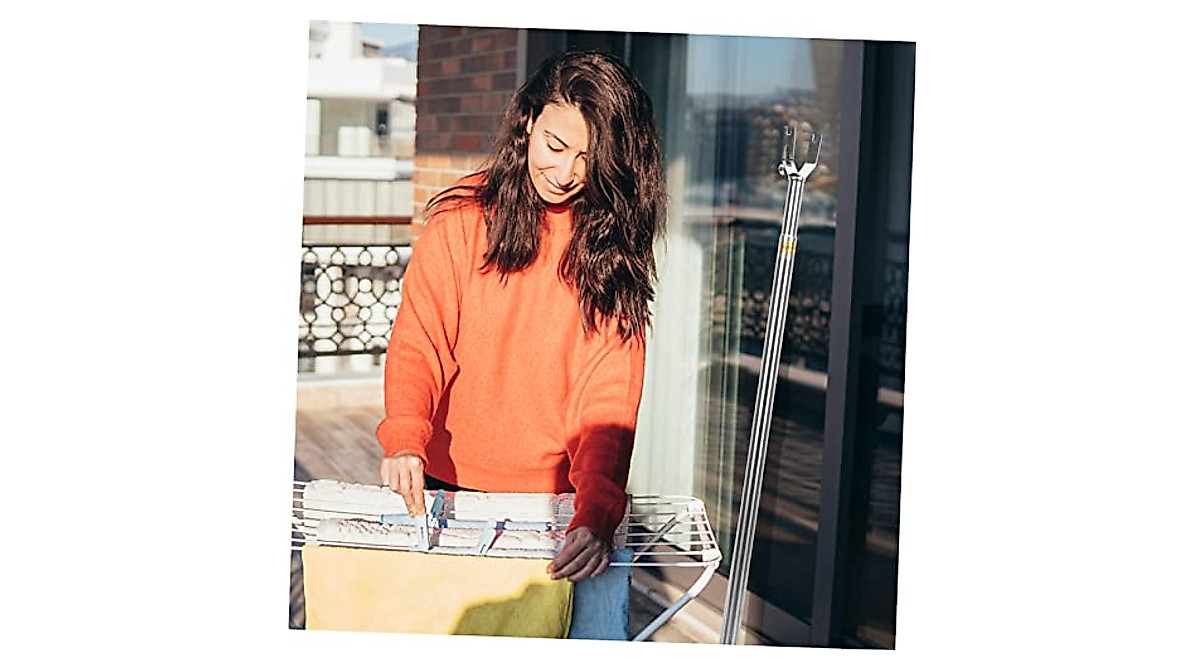 Angoily Retractable Clothes Rail – Easy High Reach Closet Organizer