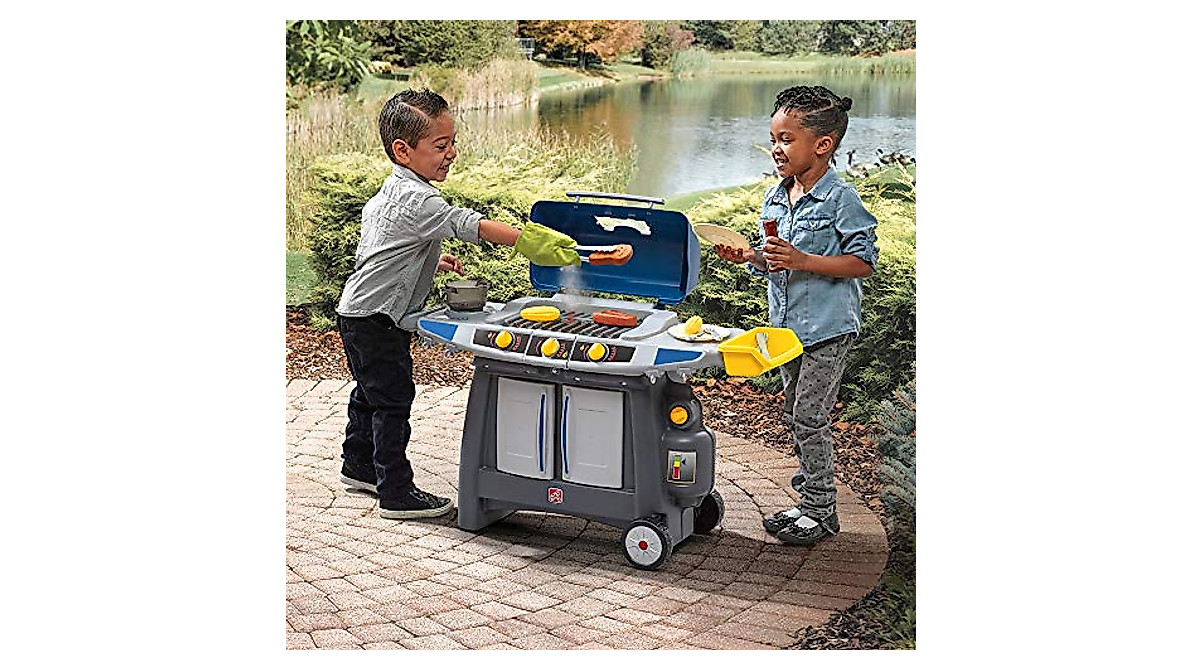 Step2 Sizzle & Smoke BBQ Grill Playset - Realistic Kids Pretend Play