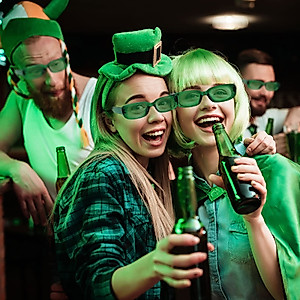 8 Pairs St Patrick's Day Green Sunglasses Rectangle Sunglasses Irish Retro Sunglasses Vintage Square Sunglasses for Men Women St Patrick's Day Party Favor Gift Supplies