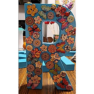 100PC Wooden Buttons, a Variety of Animal Cartoon Characters, a Variety of Colors (can be Selected) (100)