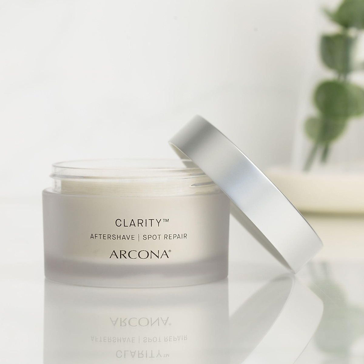 ARCONA Clarity Aftershave Pads - Lactic Acid, Witch Hazel, Methol, Aloe + Grape Exfoliate, Fight Blemishes + Soothes Skin - 45 Pads. Made in The USA