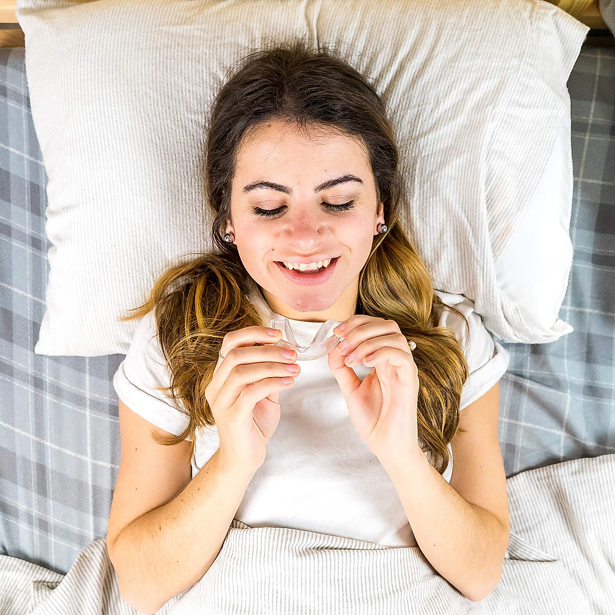 Moldable Mouth Guards - 4 Pack - Custom Fit - Easy to Uses - Dental Guard - Prevents Teeth Grinding and Bruxism - Eliminate Jaw Clenching - Personal Mouthpiece