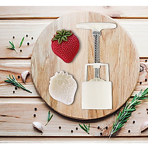 Fruit mid-autumn moon cake press mold, hand-pressed mooncake dessert DIY with 1 stamp flower, moon cake puff pastry press mold DIY (1 Strawberry Stamp-1)