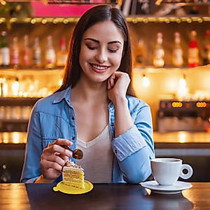 Spec101 Mini Round Cake Boards Bulk 100pk - 3.5 Inch Cake Drum Round Gold Cardboard Base Plates for Individual Serving