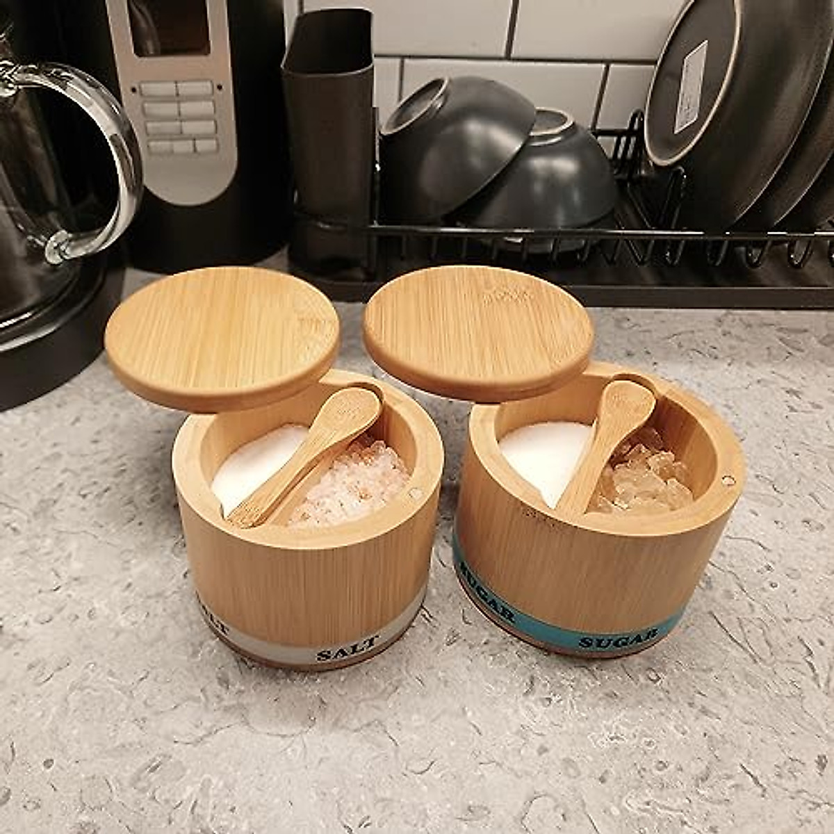 ThougrLyh Salt Sugar Container Sets 2 Bamboo Salt and Sugar Bowls with Lid and Spoon Spices Cellar Magnetic Swivel Lid Kitchen Salt Box Holder Sugar Jar 13oz Capacity