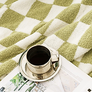Quinnsus Checkerboard Grid Throw Blanket Super Soft Lightweight Warm Fluffy Sofa Chenille blanket for Bed Couch 60x80 Inches(Sage green)
