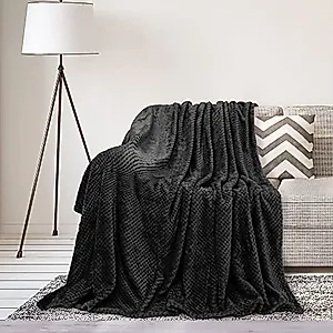 uxcell Flannel Fleece Bed Blankets, Soft Warm Microfiber Blanket, Mesh Fuzzy Plush 330GSM Lightweight Decorative Solid Blankets for Bed Throw (50"x60") Black