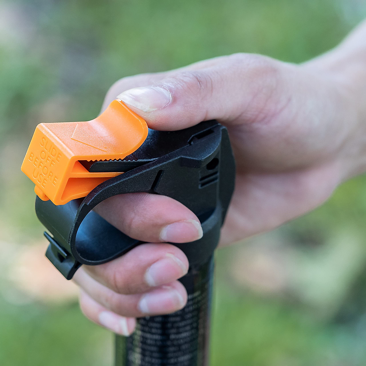 Police Magnum Large Pepper Spray Fogger Self Defense - Tactical Maximum Strength Security & Protection - Black Portable Non-Lethal Canister - Made in The USA - 1 Pack 3oz FM