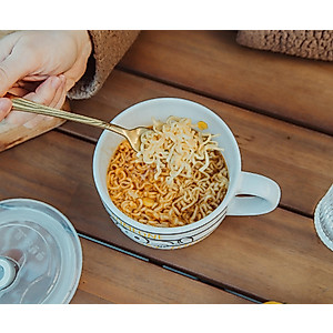 Silver Buffalo Peanuts Snoopy and Woodstock Ceramic Soup Mug with Vented Plastic Lid, 24 Ounces, 1 Count (Pack of 1)