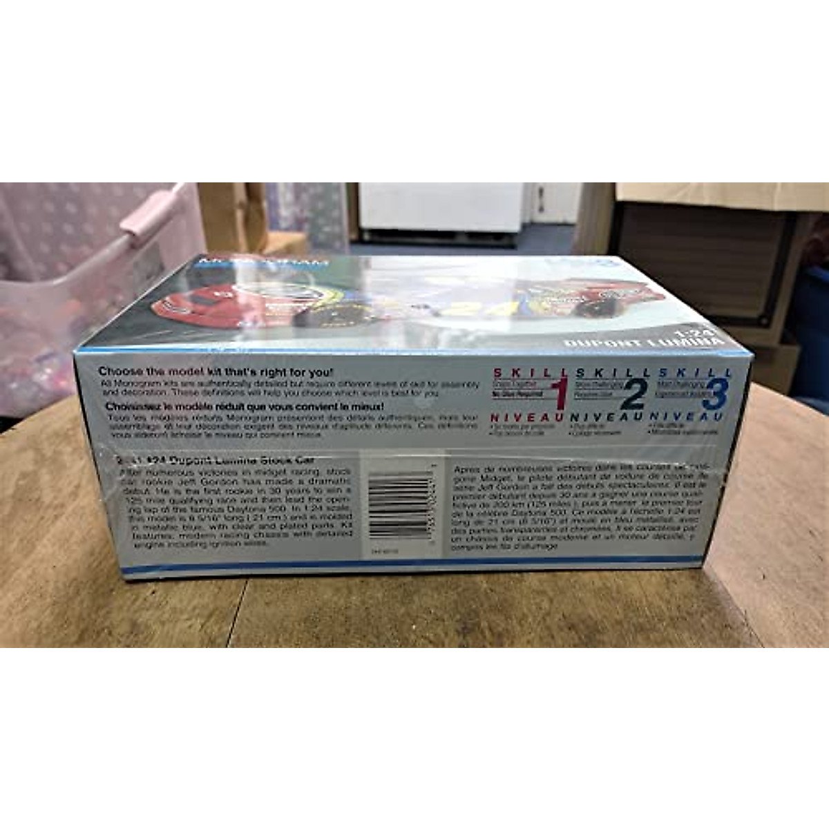 Jeff Gordon 1:24 Dupont Lumina Model Car Kit