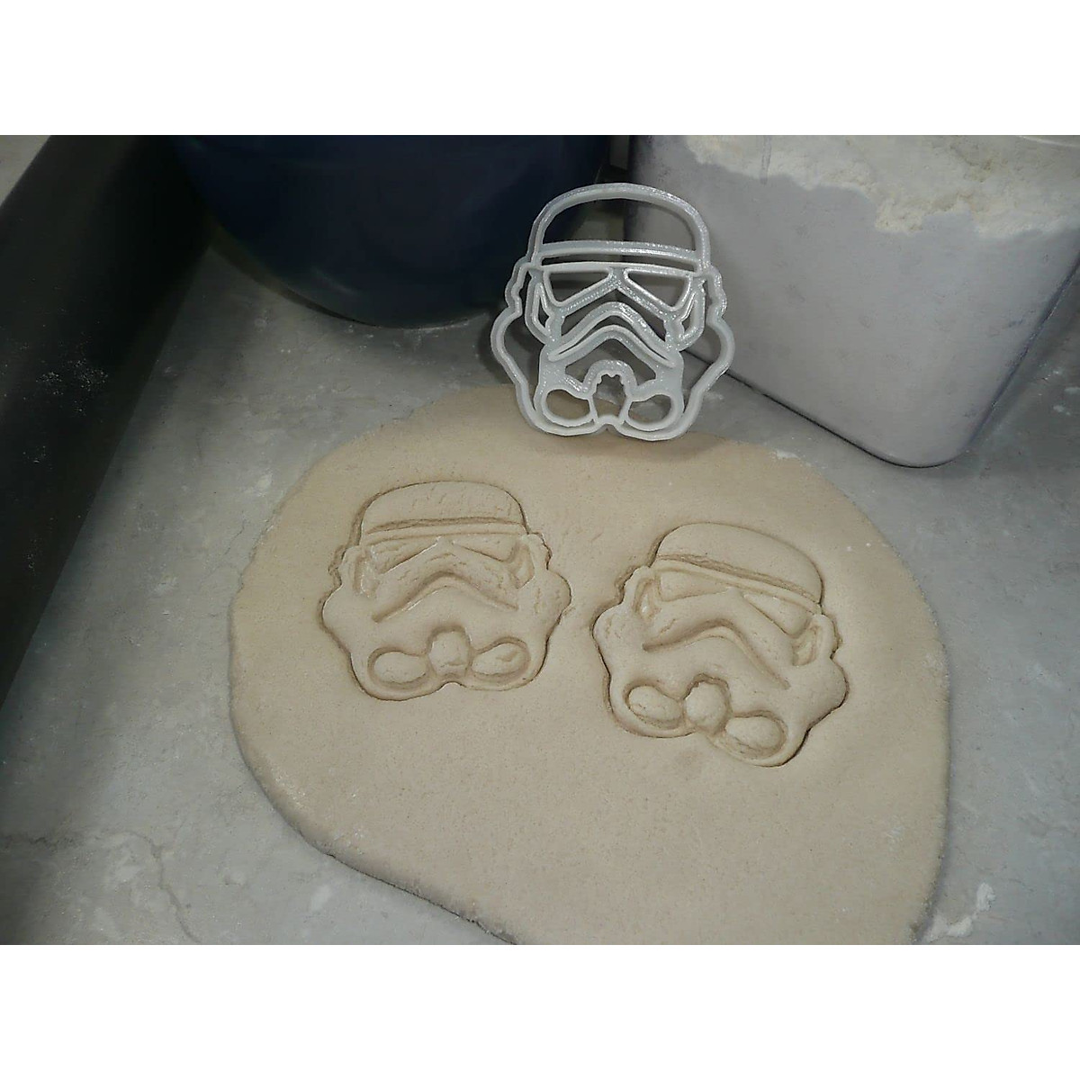 YNGLLC STAR WARS MOVIE CHARACTERS THEMED SET OF 8 COOKIE CUTTERS MADE IN USA PR1023, Multicolor