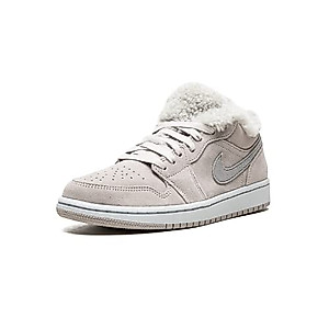 Jordan Womens WMNS Air Jordan 1 Low SE DO0750 002 Sherpa Fleece - Size 6.5W