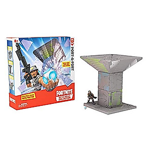 FORTNITE Battle Royale Collection: Port-A-Fort Playset & Infiltrator Figure