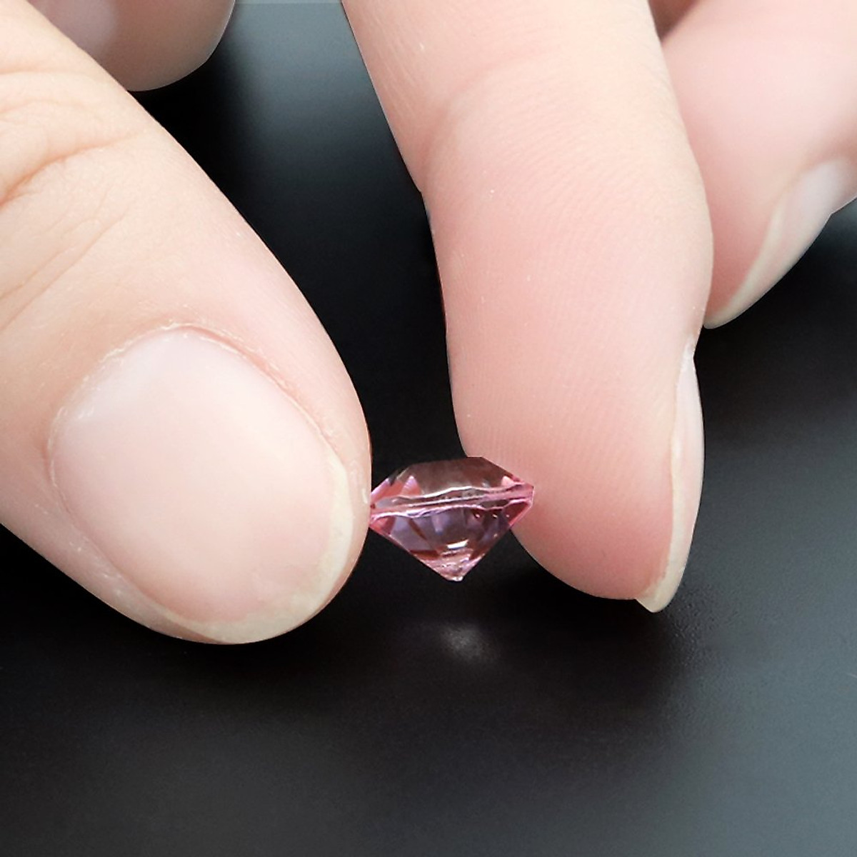 OUTUXED 1500pcs Pink Diamonds 0.3"(8mm) Crystal Gems Plastic Decor Vases Filler Light Crystal Clear Diamond for Party Decoration Table Scattering Wedding Bridal Shower