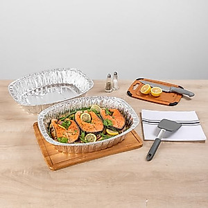 Restaurantware-Foil Lux 17.9 x 14.2 x 3.3 Inch Oval Roasting Pans, 10 Oven-Ready Foil Pans - Freezable, Heavy-Duty, Aluminum Foil Disposable Baking Pans, For Cooking Turkey, Chicken, And More