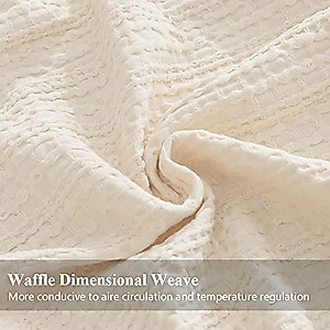 Simple&Opulence 100% Cotton Throw Blanket for Couch, Bed, Waffle Weave Cable Knit Blanket with Tassels, Soft Lightweight Pre-Washed Breathable Cozy Blanket Farmhouse Decoration for All-Season (White)