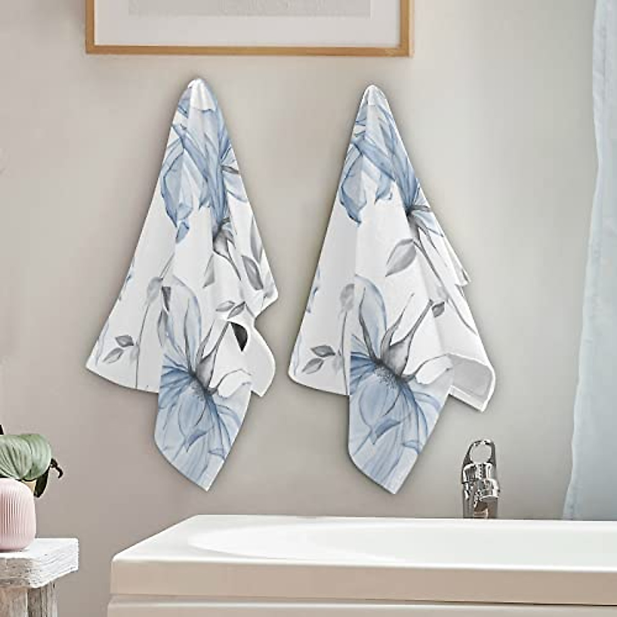 Jucciaco Blue Hand Towel for Bathroom Kitchen, Absorbent Blue Floral Flowers Bath Hand Towels Decorative, Soft Polyester Cotton Towels for Hand, 28x14 inches, Set of 2