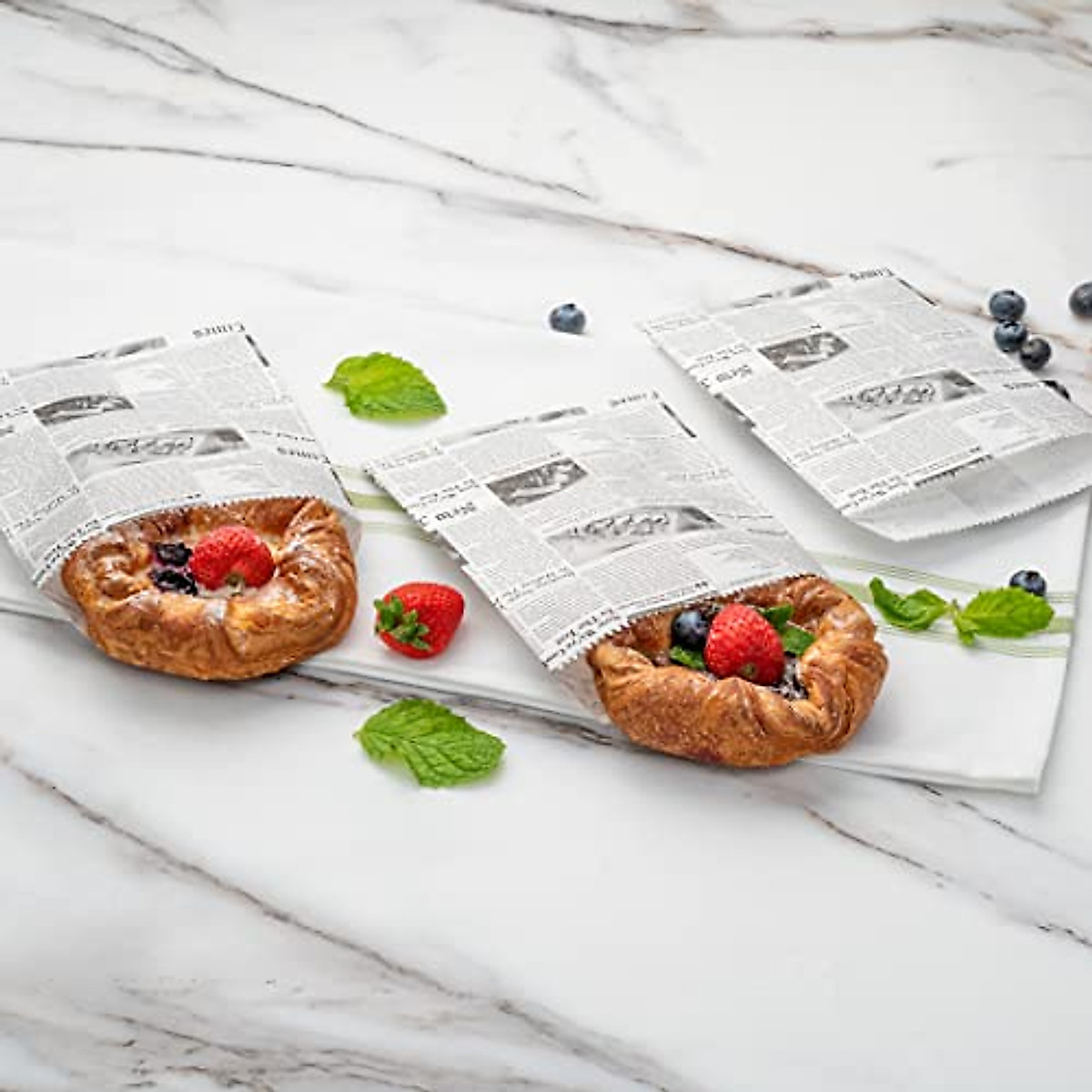 Restaurantware-Bag Tek 7 x 5 Inch Sandwich Bags, 100 Greaseproof Bakery Bags - Microwavable, Disposable, Newsprint Paper Lunch Bags, For Cookes, Sandwiches, Candies, Fries, And Bread,