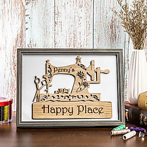 iDWYN Custom Name Engraved Sewing Room Sign for Retro Wall Decor Plaque Home Gate Garden Bars Restaurants Cafes Office Store Pubs Club Universal Household Signs Gift Mom Grandma Friend(Quilting Room)
