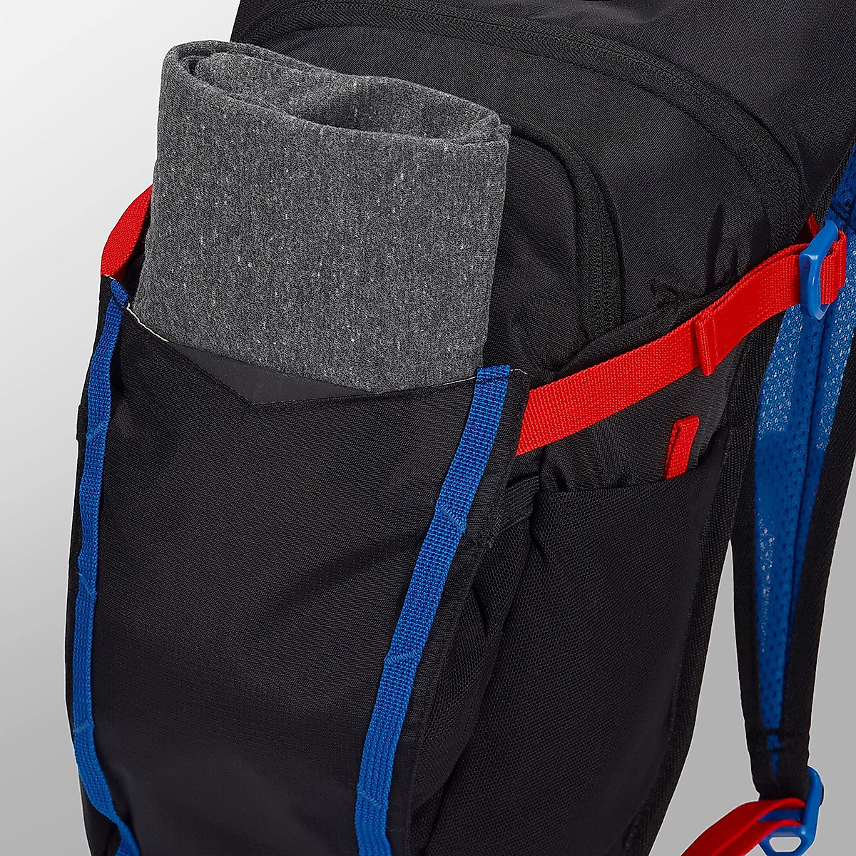 High Sierra HydraHike Youth, Black/Vivid Blue, 8L