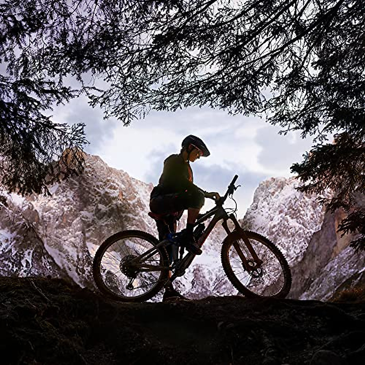 Garmin Edge 530 (Sensor Bundle) GPS Bike Computer with HRM, Speed/Cadence Sensors, Silicone Case (Black) & Tempered Glass | Cycle Maps, VO2 Max, Popularity Routing | Cycling Computer | 010-02060-10