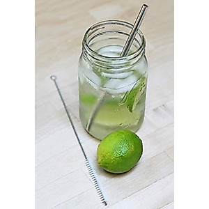 U Konserve - Stainless Steel Straw and Brush, Environment Friendly Alternative to Plastic Straws, Durable Stainless Steel, With Handy Straw Brush (Set of 2)