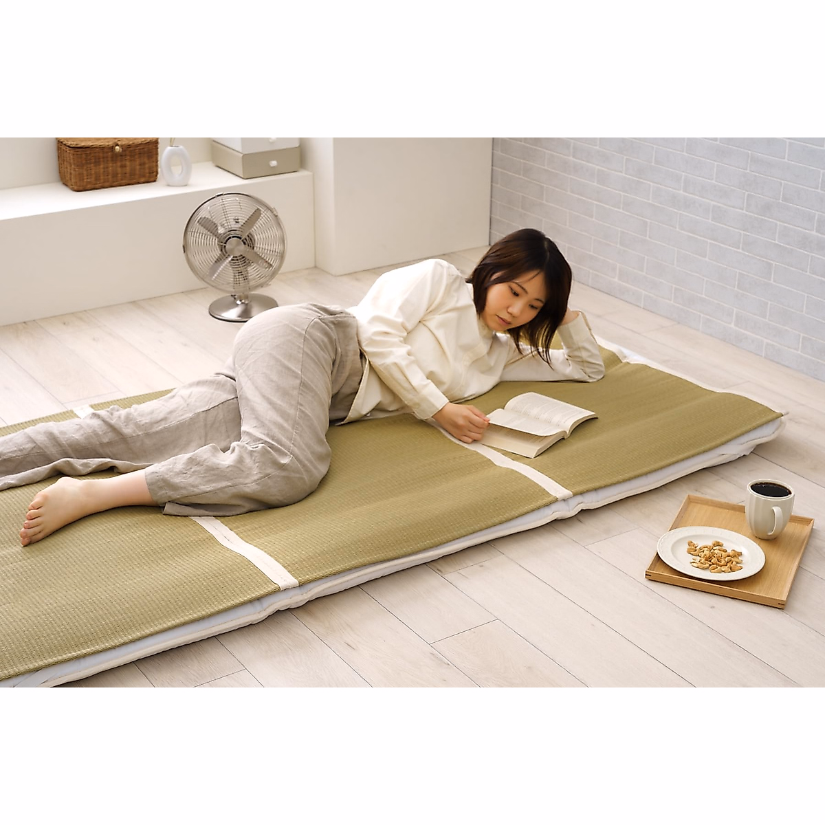 FULI Japanese Tatami Igusa Rush Grass Sleeping Mat, Mattress Pad Futon Topper, Relaxation, Made in Japan - Full Size (53.15" x 68.50")