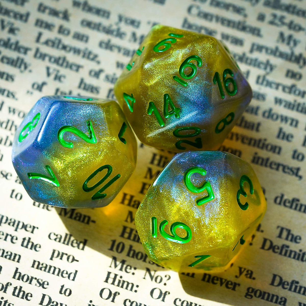 Cusdie 7-Die Resin DND Dice, Polyhedral Dice Set, for Role Playing Game Dungeons and Dragons D&D Dice MTG Pathfinder (Yellow/Blue Green Numbers)