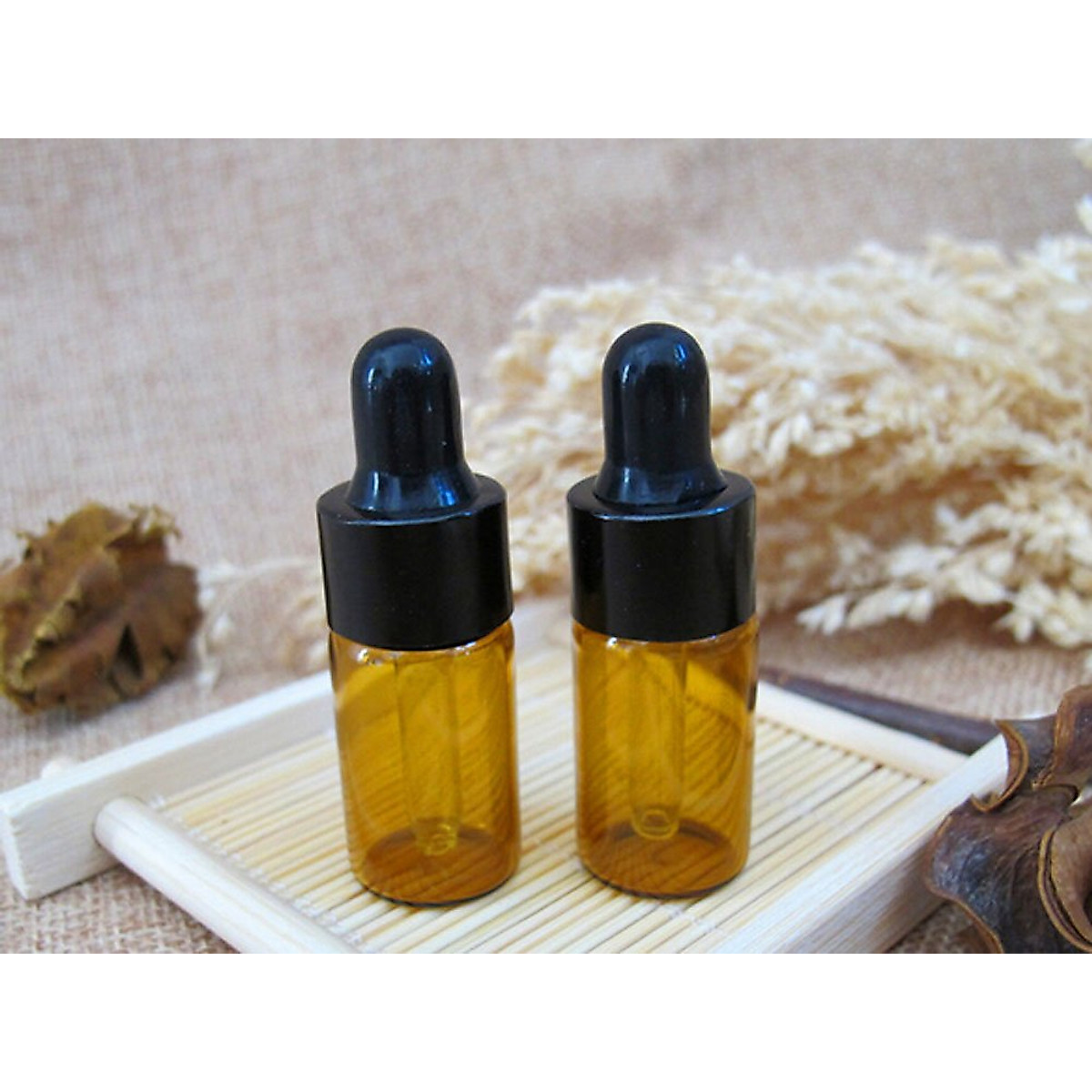 3ml 10pcs Amber Glass Essential Oil Bottles and Eyed Dropper Black Caps (3ml)