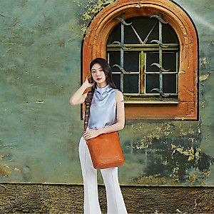 G-FAVOR Leather Crossbody Bag Leather Handbag for Women Brown Vegan Leather Designer Purse Shoulder Zipper Bag for Women