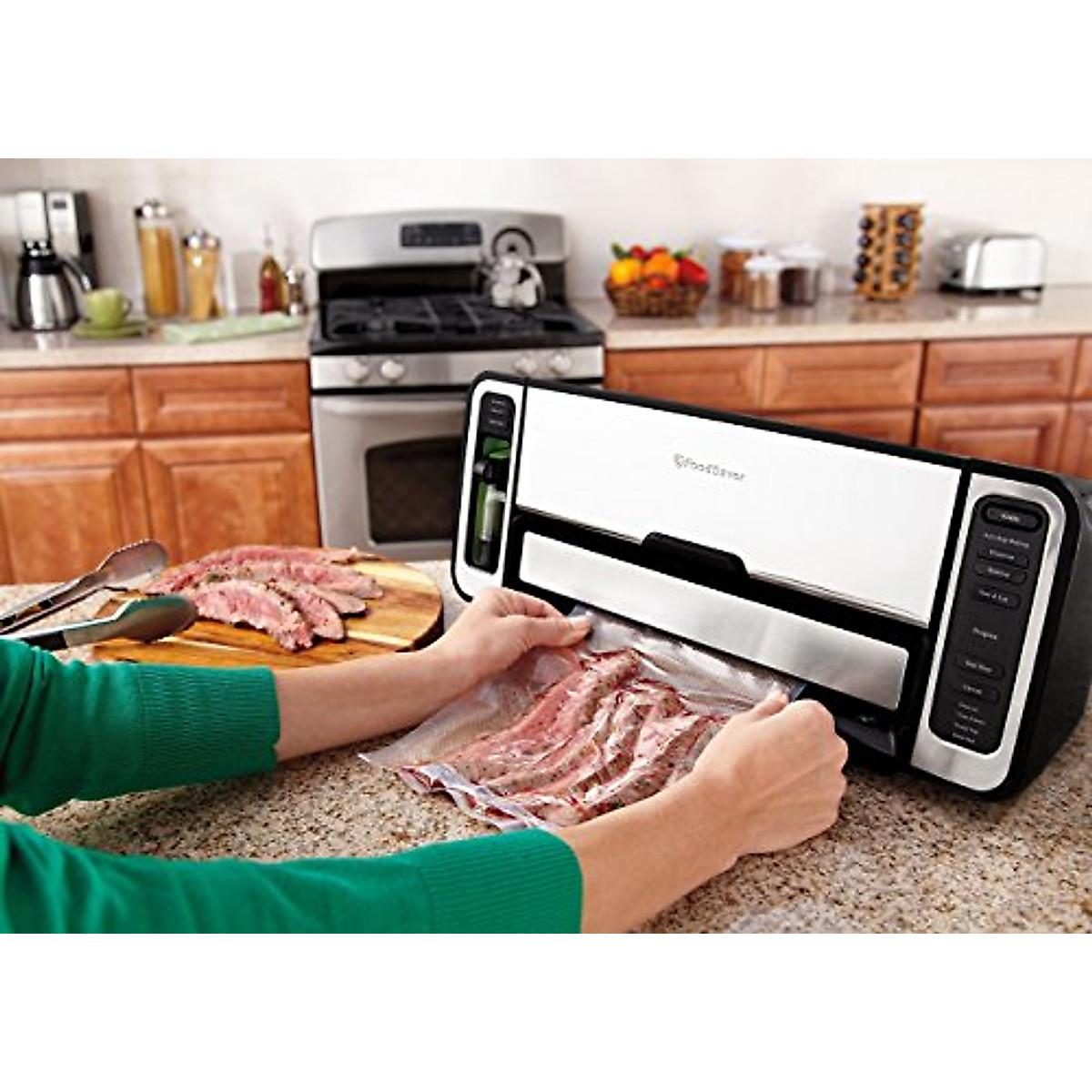 FoodSaver Vacuum Sealer Machine with Express Vacuum Seal Bag Maker with Sealer Bags and Roll and Handheld Vacuum Sealer for Airtight Food Storage and Sous Vide, Silver
