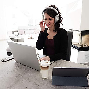 Bose Noise Cancelling Wireless Bluetooth Headphones 700, with Alexa Voice Control, Silver (Renewed)