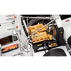 Revell RV07659 1:25 - Kenworth W-900 Plastic Model kit 1/25