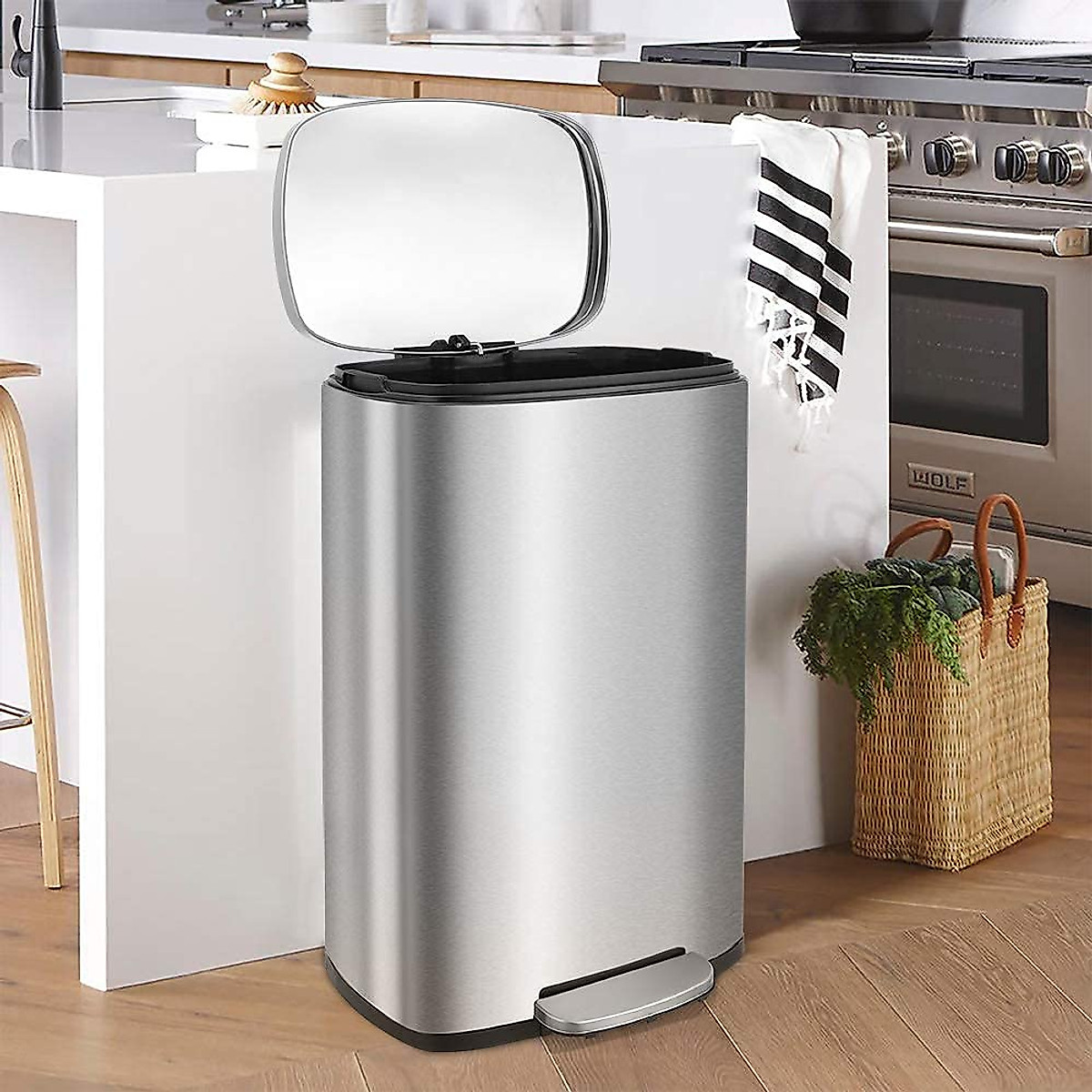 Pirecart 13.2 Gallon Trash Can, Stainless Steel Garbage Bin with Lid, Silent Gentle Open and Close Dustbin with Durable Pedal, Inner Bucket, for Kitchen Bathroom Livingroom Home Office ,Silver(50L)