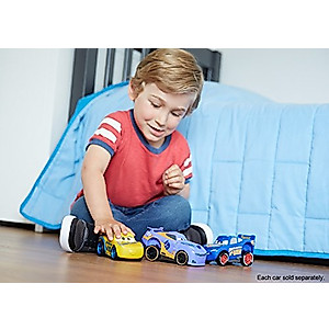 Disney Pixar Cars 3 Revvin' Action Dinoco Cruz Ramirez Vehicle