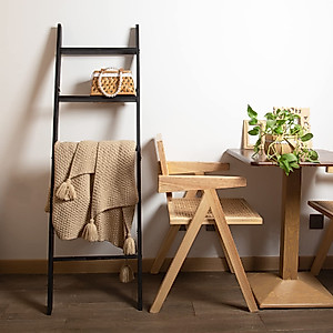 HYBDAMAI Blanket Ladder, 5-Tier Wooden Quilt Stand, Decorative Ladder Shelf, Leaning Shelf, Wall Leaning Blanket Ladder Towel Storage Rack for Living Room (Black)