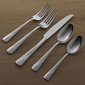 Oneida River 20 Piece Everyday Flatware, Service for 4 18/0 Stainless Steel, Silverware Set