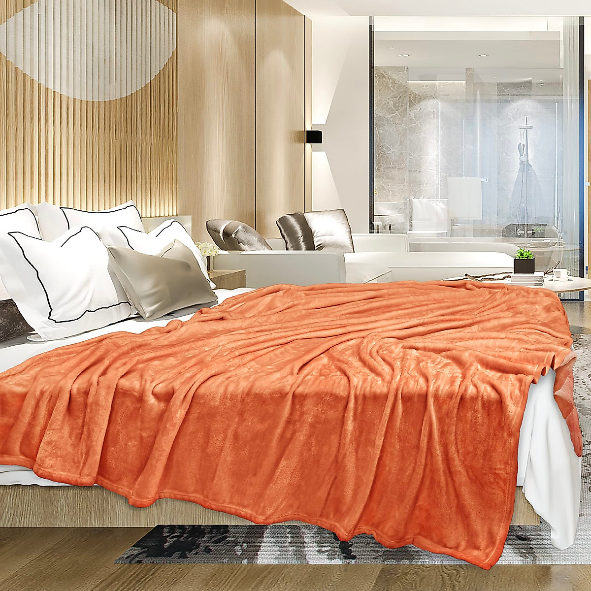 PAVILIA Orange Fleece Throw Blanket for Couch, Coral Peach Soft Fuzzy Fall Flannel Throw for Sofa, Luxury Plush Microfiber Bed Blanket, Cozy Home Halloween Velvet Gift Blanket, 50x60